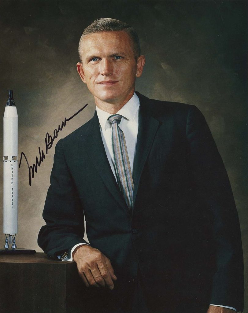 Colonel Frank Borman Falcon Award – The Spaatz Association